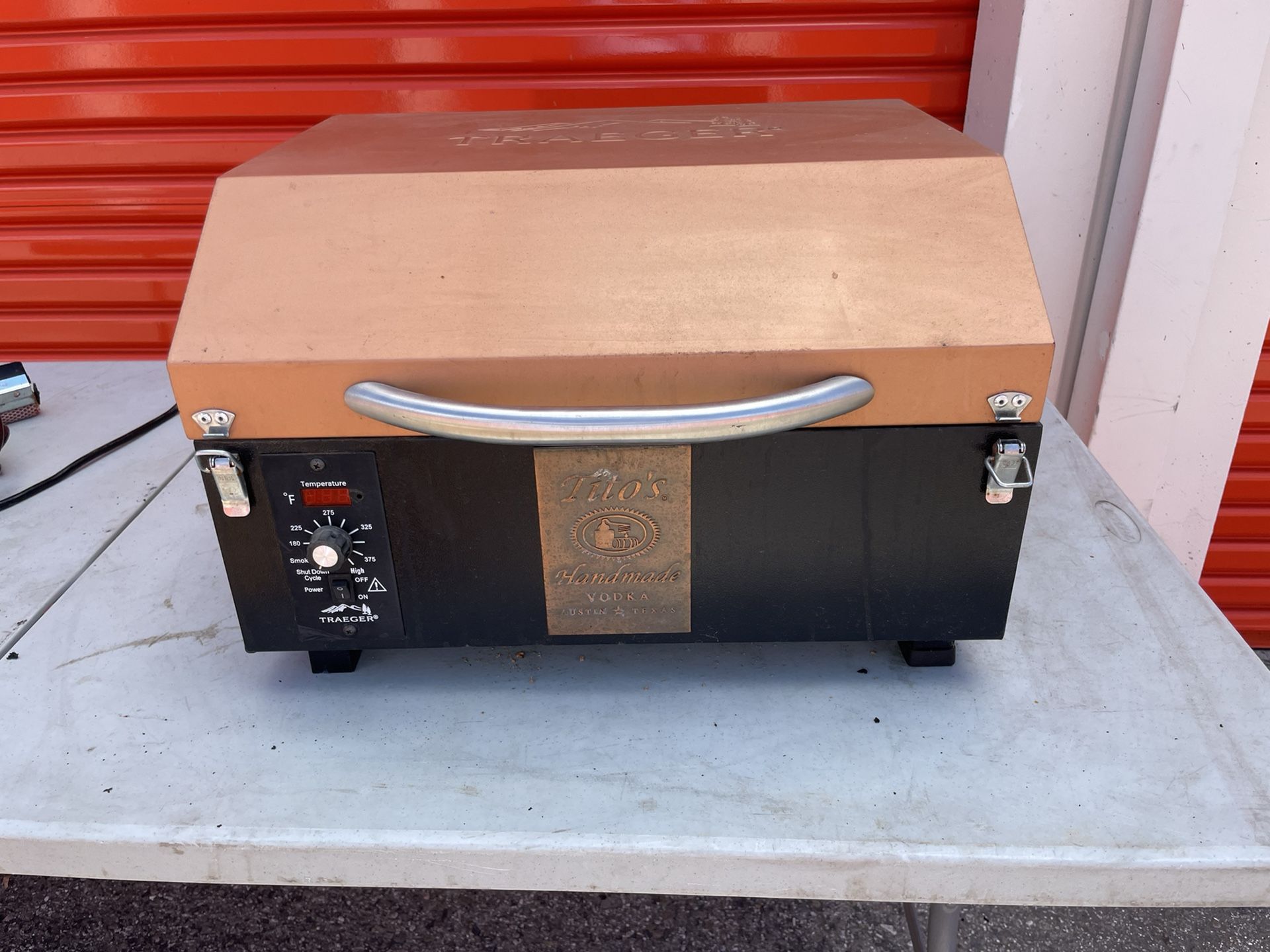Traeger Portable Tabletop Grill PTG+ for Sale in Santa Clara, CA - OfferUp