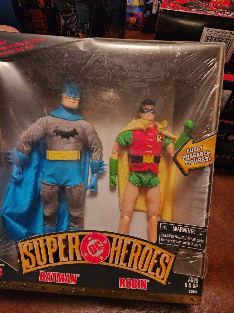 Dc Mego Batman And Robin for Sale in Tacoma, WA - OfferUp