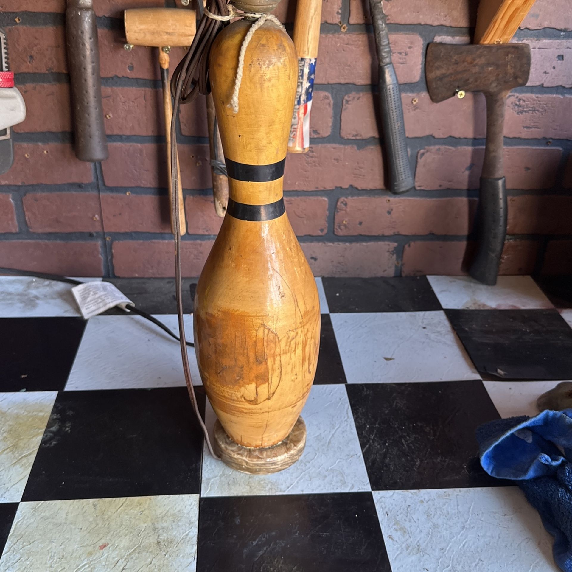 Bowling Pin Light Vintage Man Cave Lamp for Sale in Pomona, CA - OfferUp