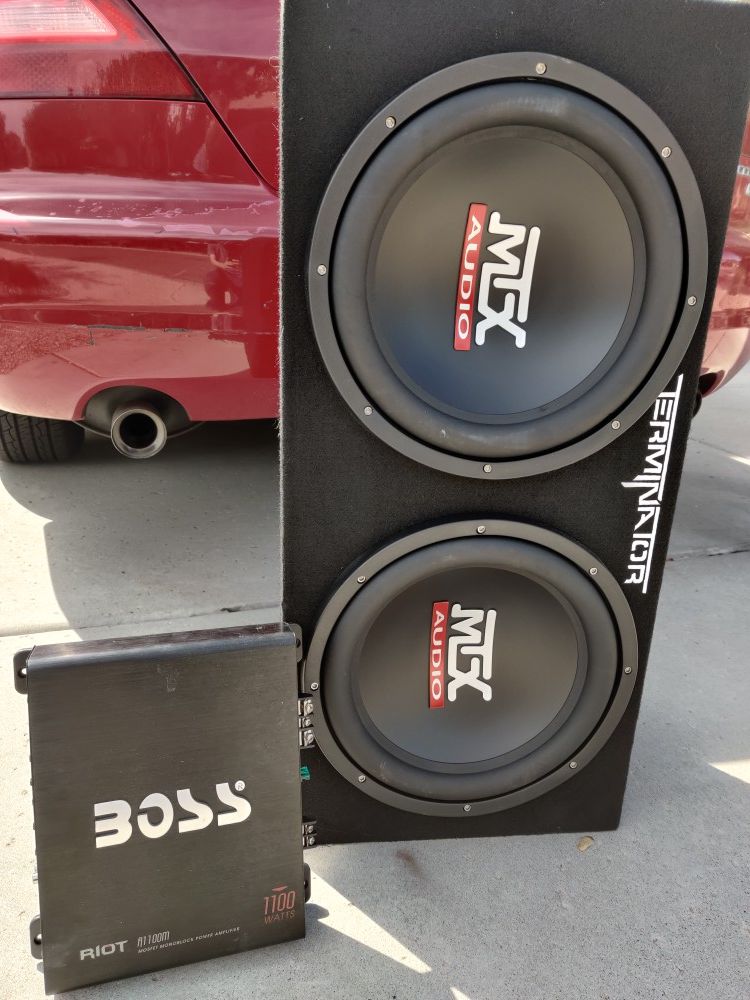 Dual 12 inch MTX Audio Terminator Subwoofers and BOSS 1100 Watt ...