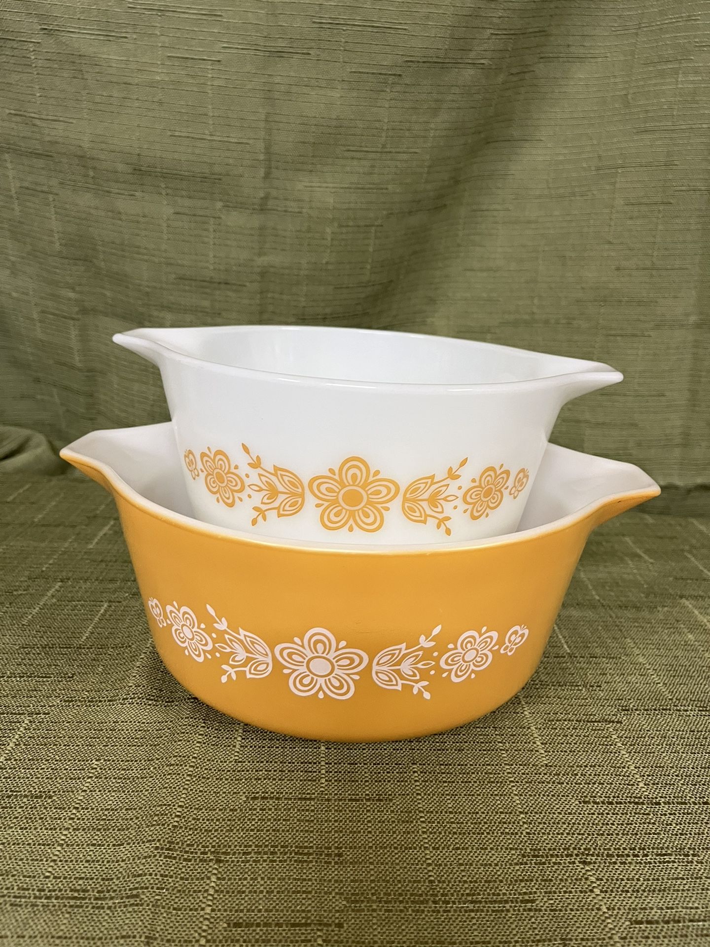 Vintage Pyrex Butterfly Gold Casserole Dishes, Set Of 2 - MINT ...