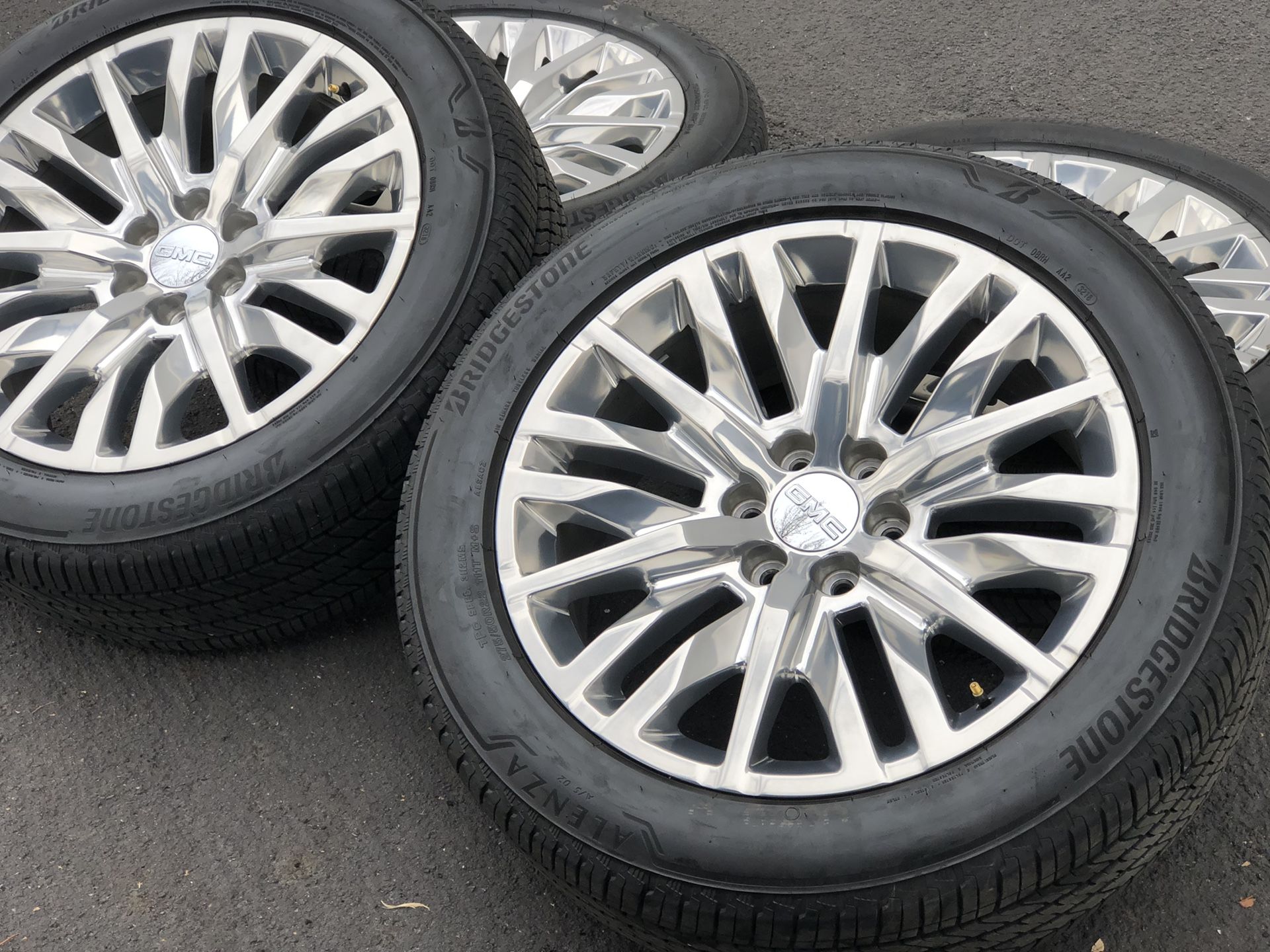2019 GMC Sierra Yukon Denali OEM 22" Wheels Tires Chevy Silverado rims ...