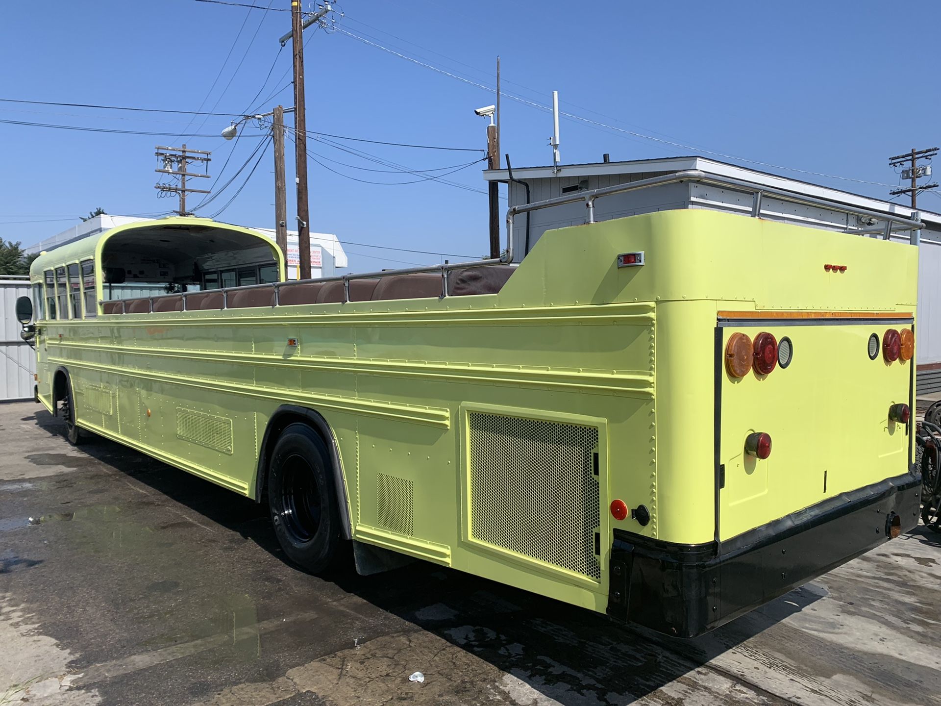 2002 Bluebird All American for Sale in Rolling Hills, CA - OfferUp