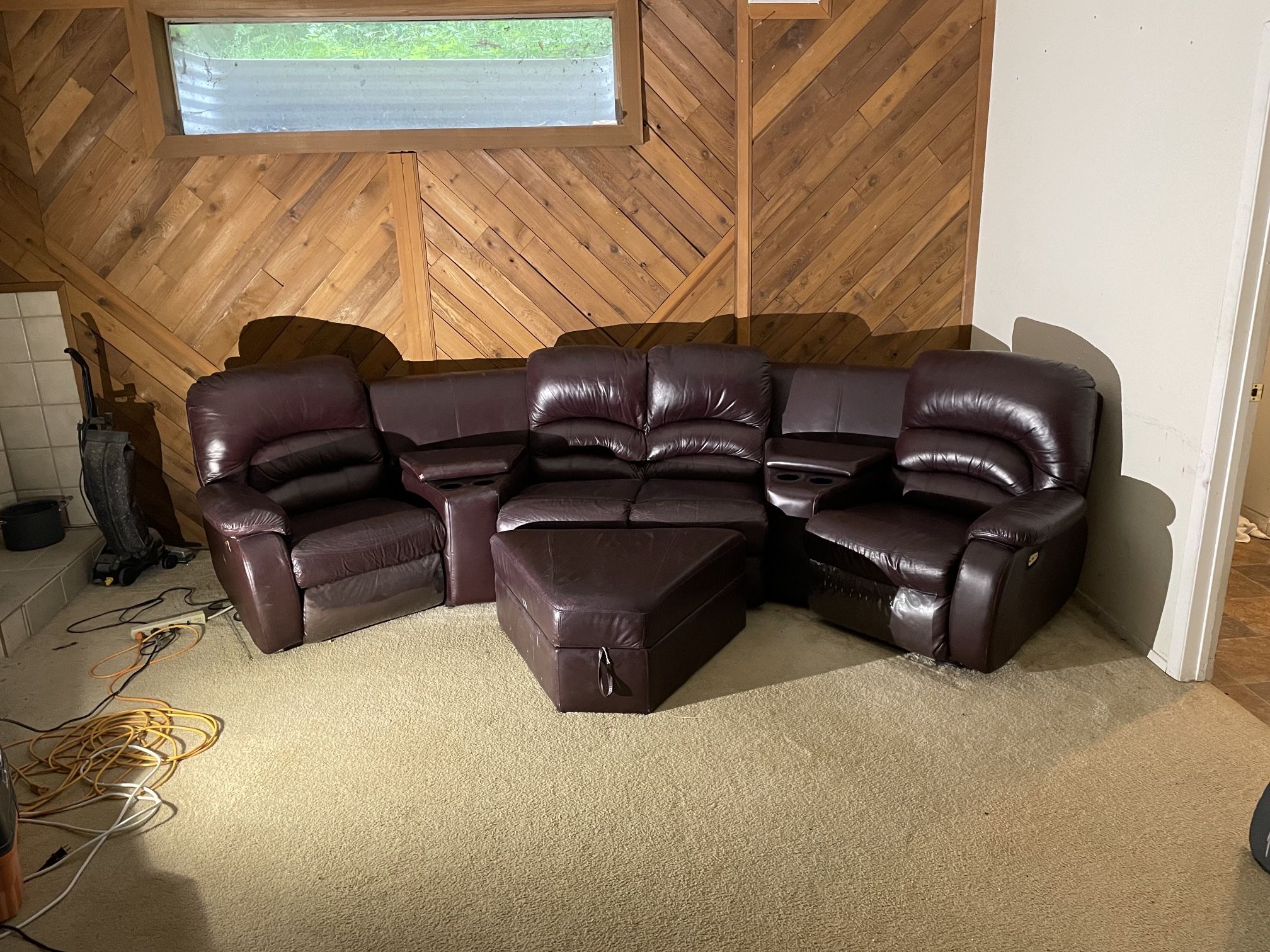 Free Couch - Must Go Today! for Sale in Issaquah, WA - OfferUp