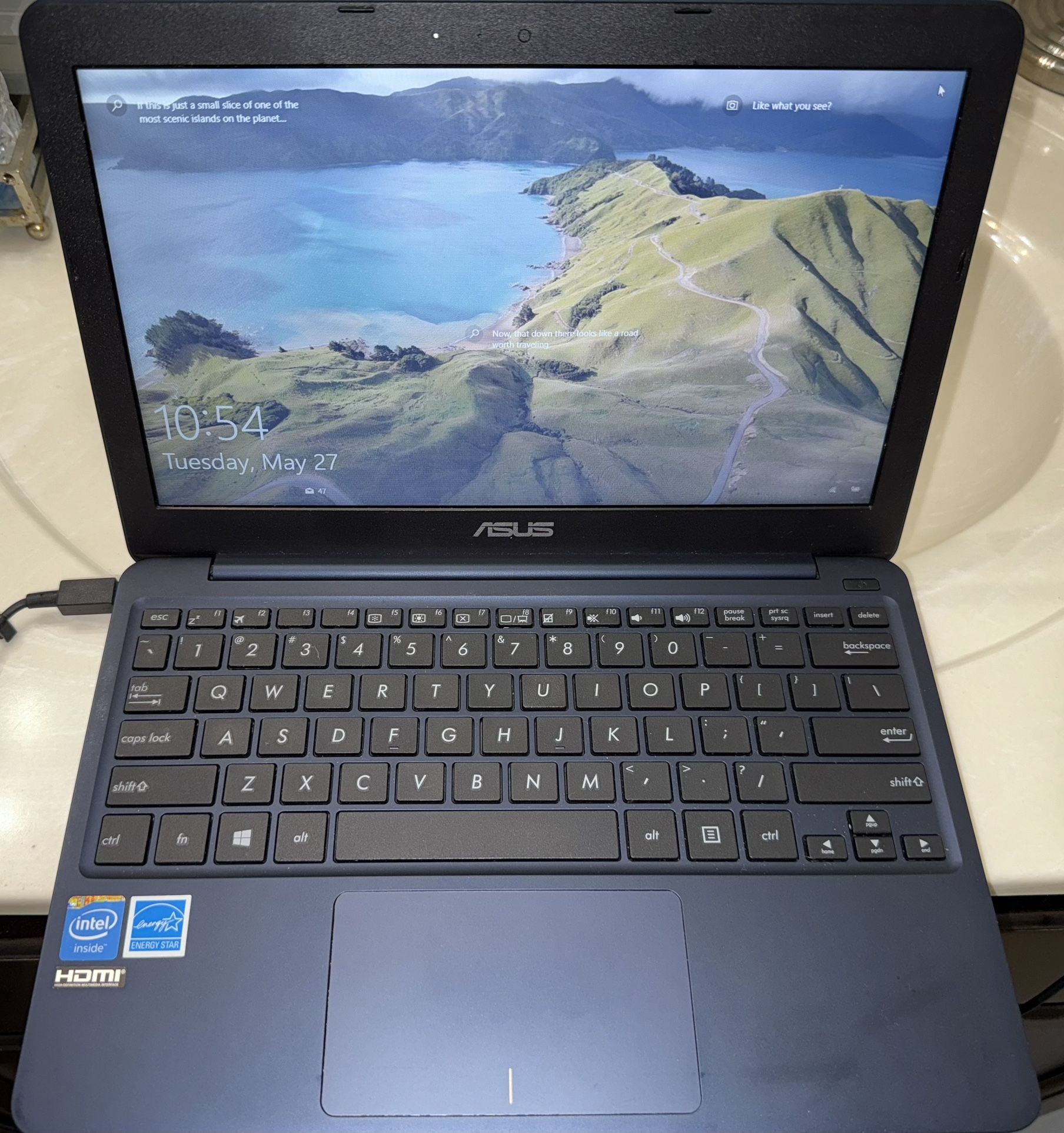 Asus X205t Windows Laptop (see description) for Sale in Miami, FL - OfferUp