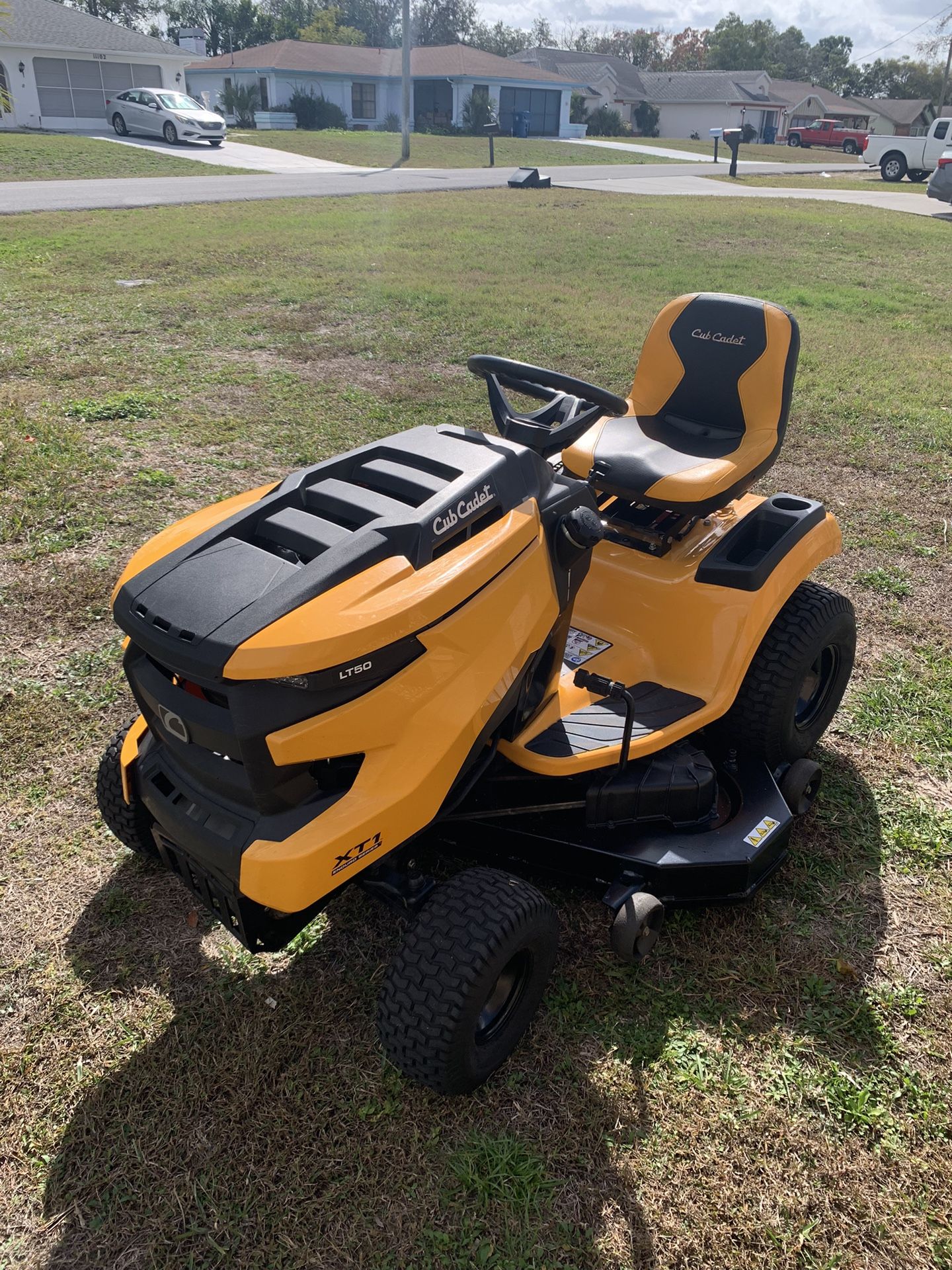 Riding Mower for Sale in Spring Hill, FL - OfferUp