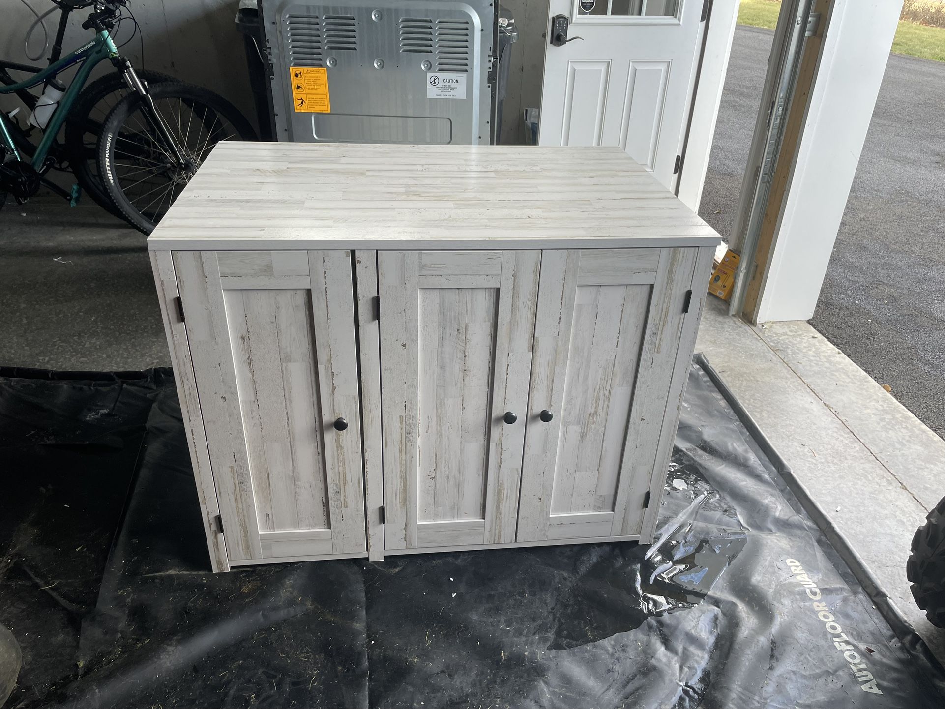 Coastal Credenza 43”W x 28”L x 33”H (litter Robot) for Sale in Marlboro ...