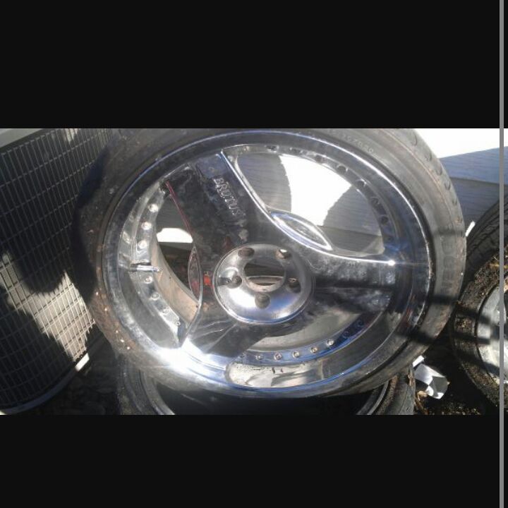 20 Inch Brutus blades rims has all caps and screws jus been sitting for ...