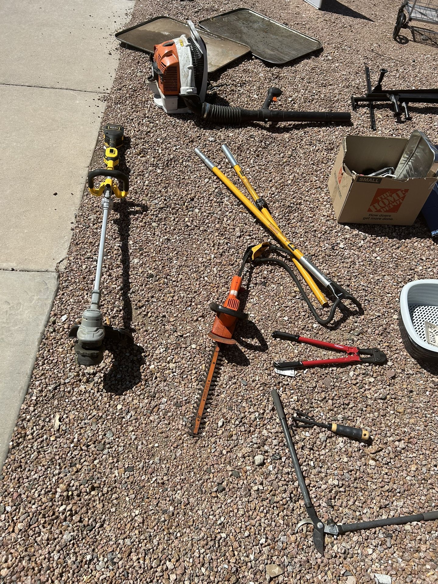 Weed Wacker, Hedger Trimming Poles for Sale in El Mirage, AZ - OfferUp