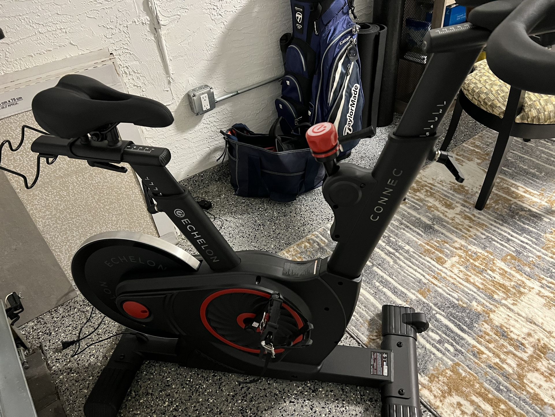 Echelon Connect Exercise Bike for Sale in Boynton Beach, FL - OfferUp