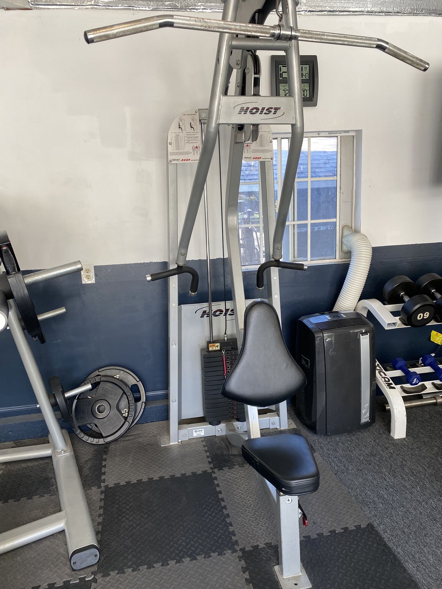 Hoist Back Pull-down/extension Machine for Sale in Redlands, CA - OfferUp
