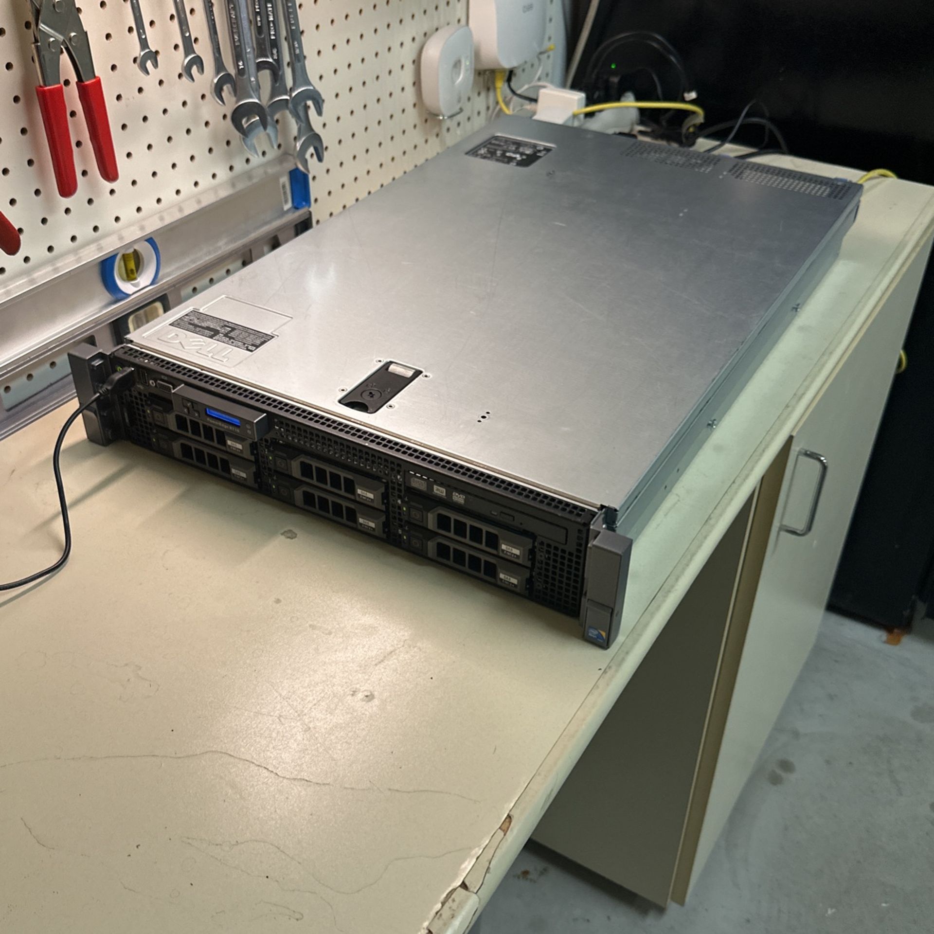 [FS] (California) Dell PowerEdge R710 with 6x2TB HDDs, all caddys and ...