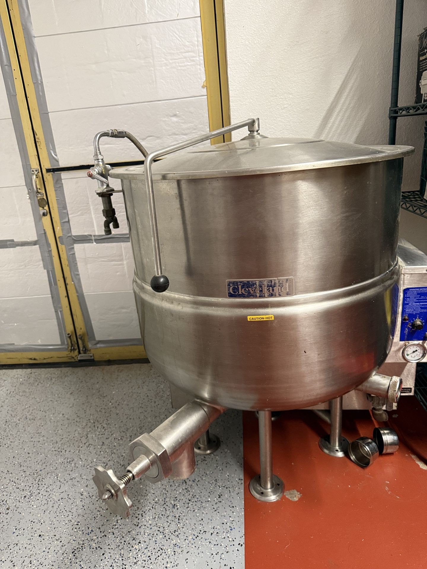 Cleveland 40-Gallon Steam Jacketed Kettle – Commercial Cooking Mixer ...