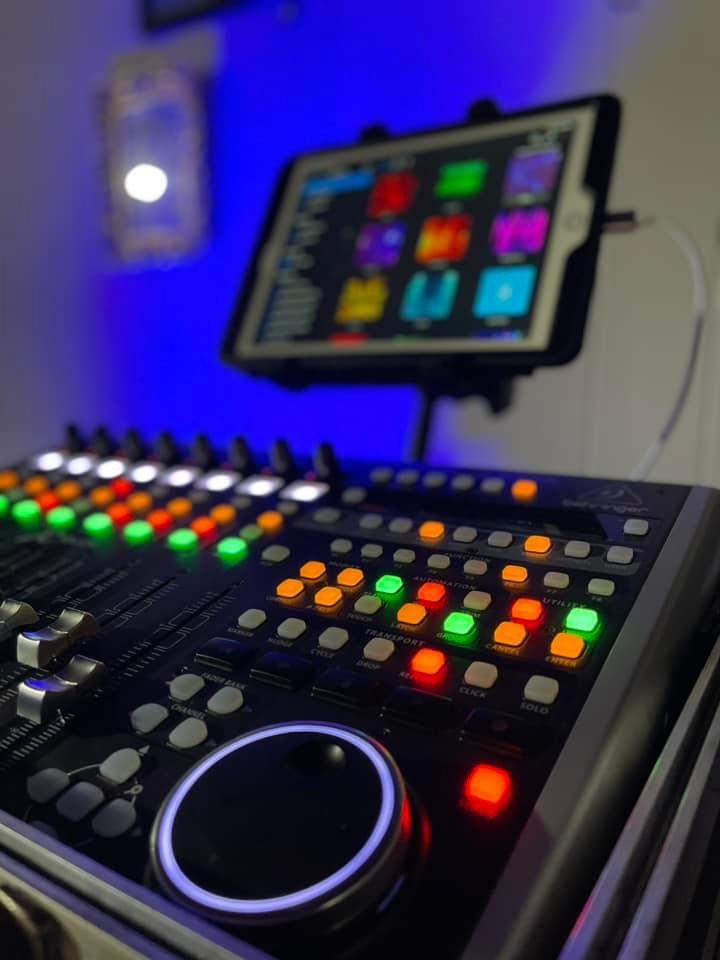 Behringer Xtouch Universal Controller for Sale in New Lenox, IL - OfferUp