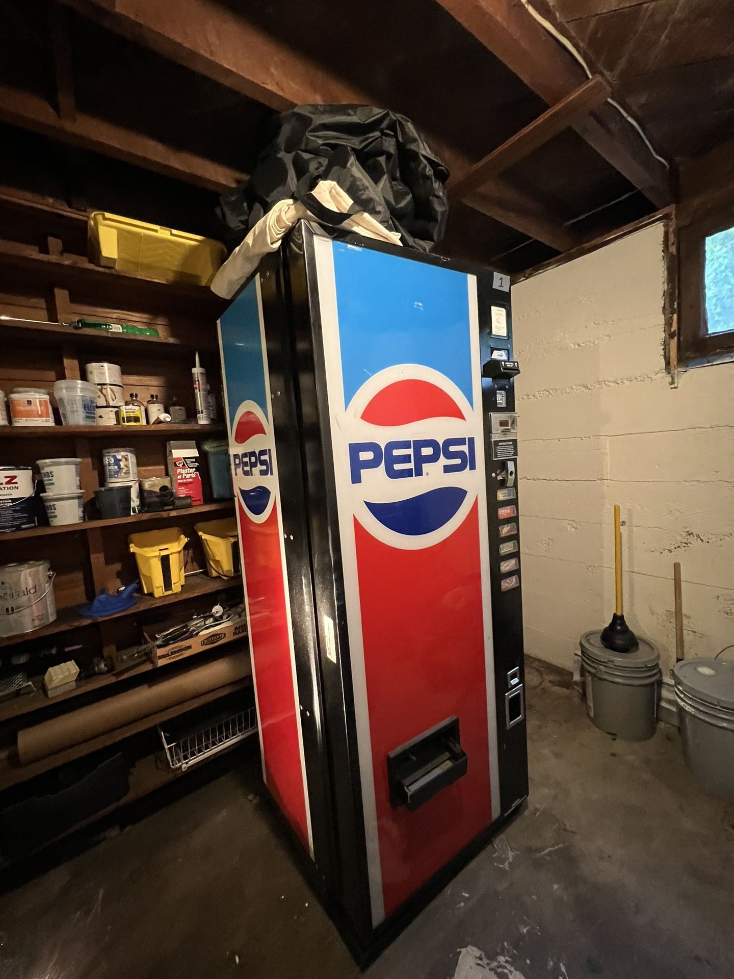 Vintage Pepsi Machine - Dixie-Narco 276M for Sale in Tacoma, WA - OfferUp