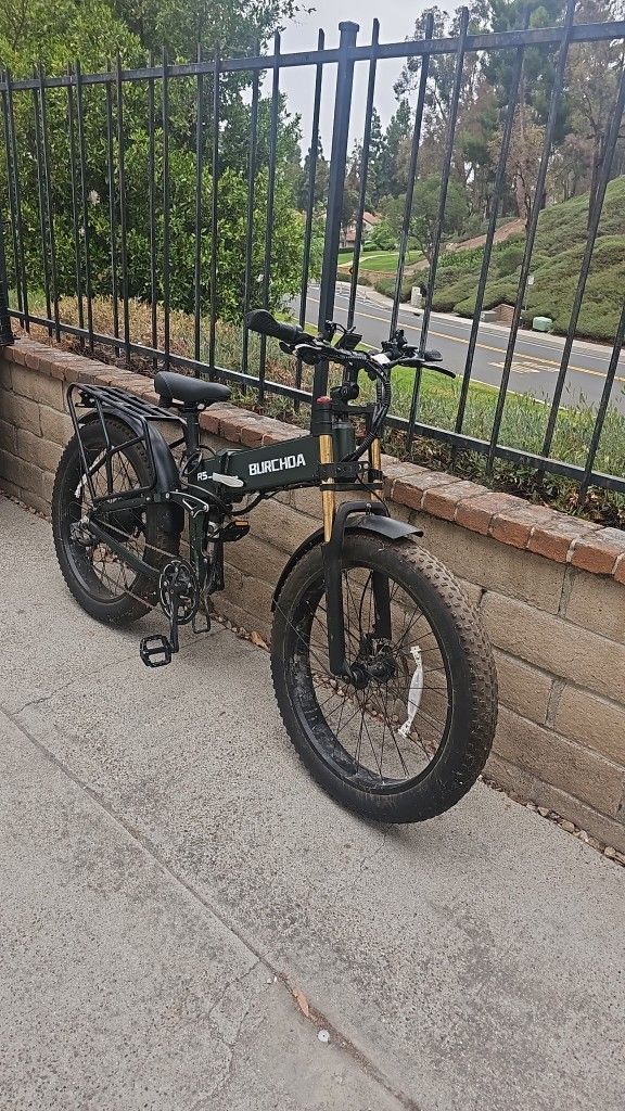 Folding Burchda E-BIKE for Sale in San Juan Capistrano, CA - OfferUp