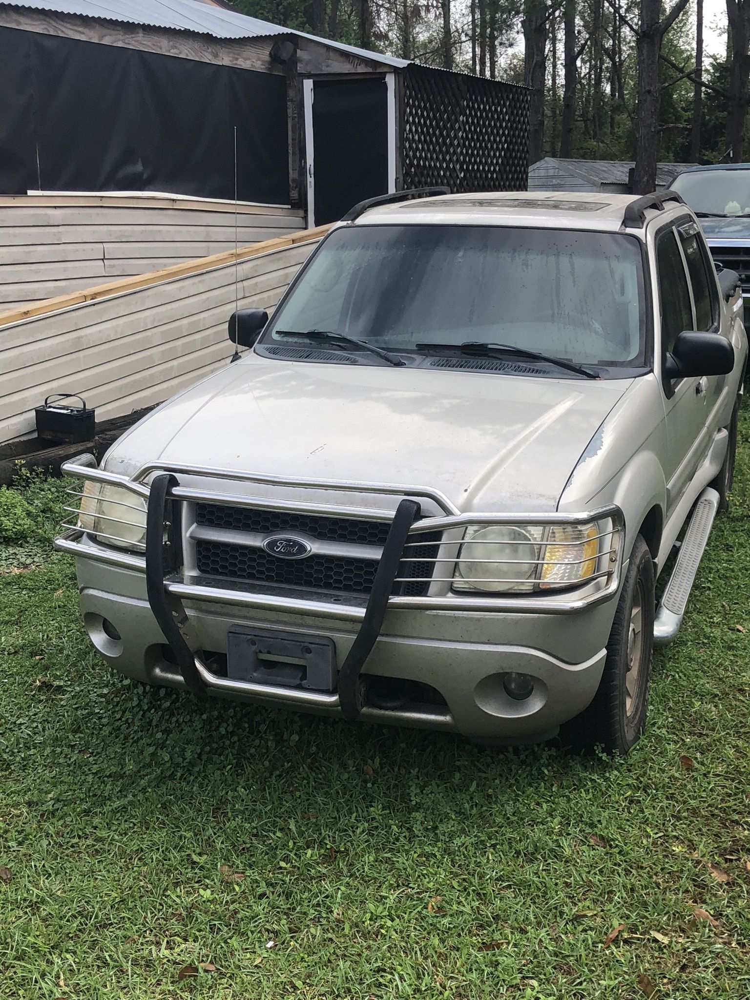 2004 Ford Explorer Sport Trac XLT for Sale in Saint Aug Beach, FL - OfferUp