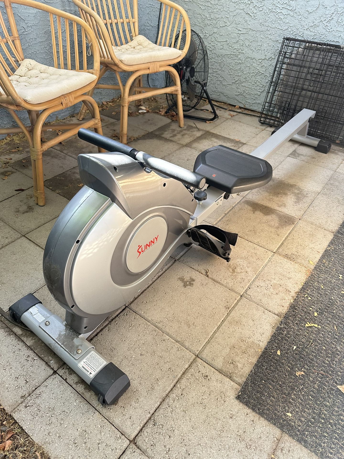 Sunny Rowing Machine for Sale in Phoenix, AZ - OfferUp