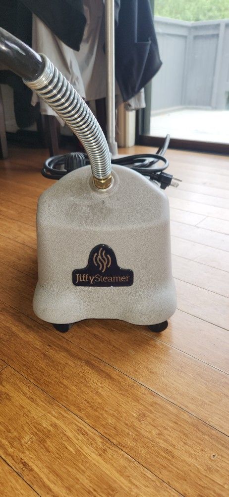 Jiffy J-4000 Pro-Line Commercial Garment Steamer for Sale in Seattle ...