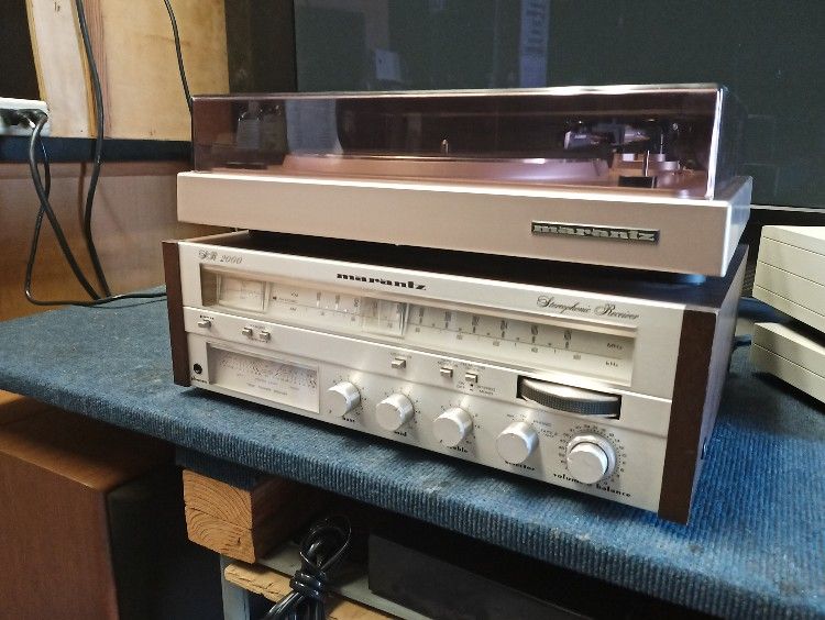 Receiver Marantz SR2000 & turntable 6025 for Sale in Seaside, CA - OfferUp