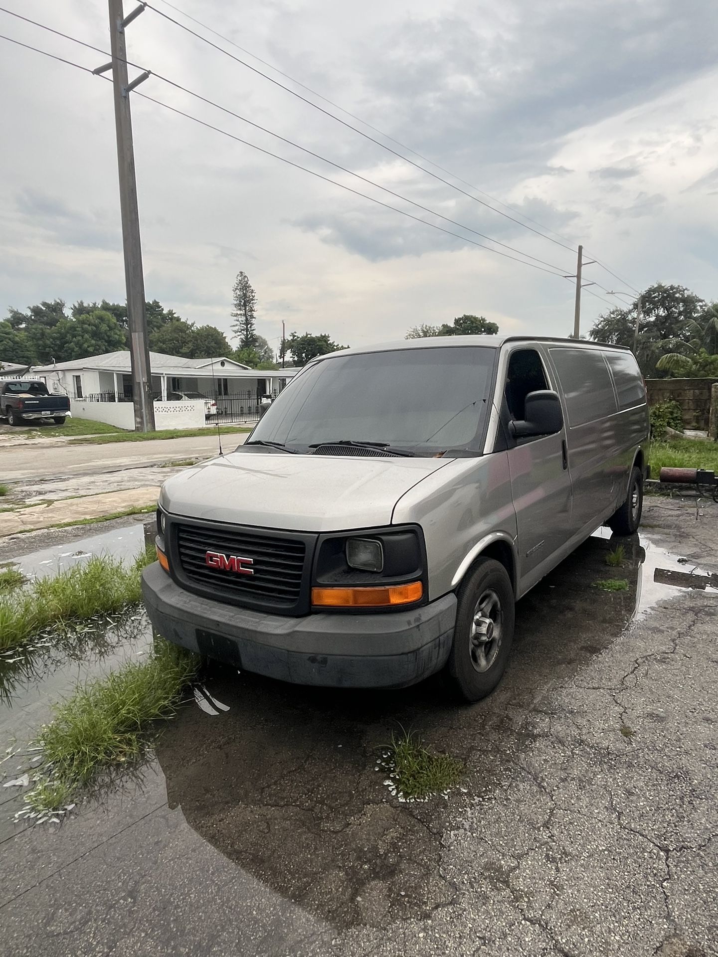 GMC Van for Sale in Miami, FL - OfferUp