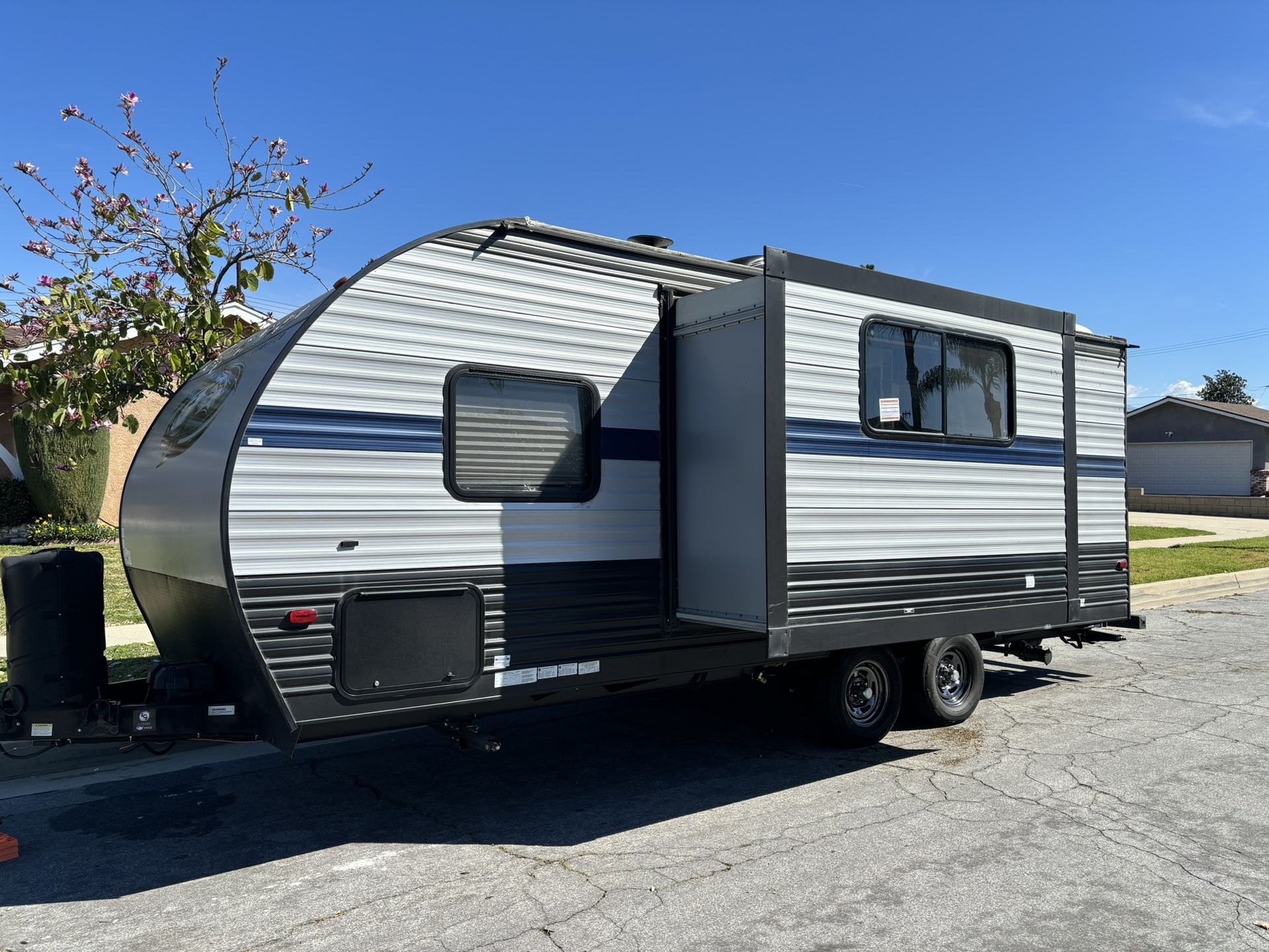 2021 Grey Wolf 21rb Slideout (24ft) for Sale in Covina, CA - OfferUp