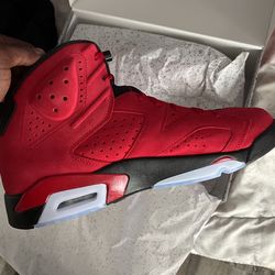 Red Jordan 6s