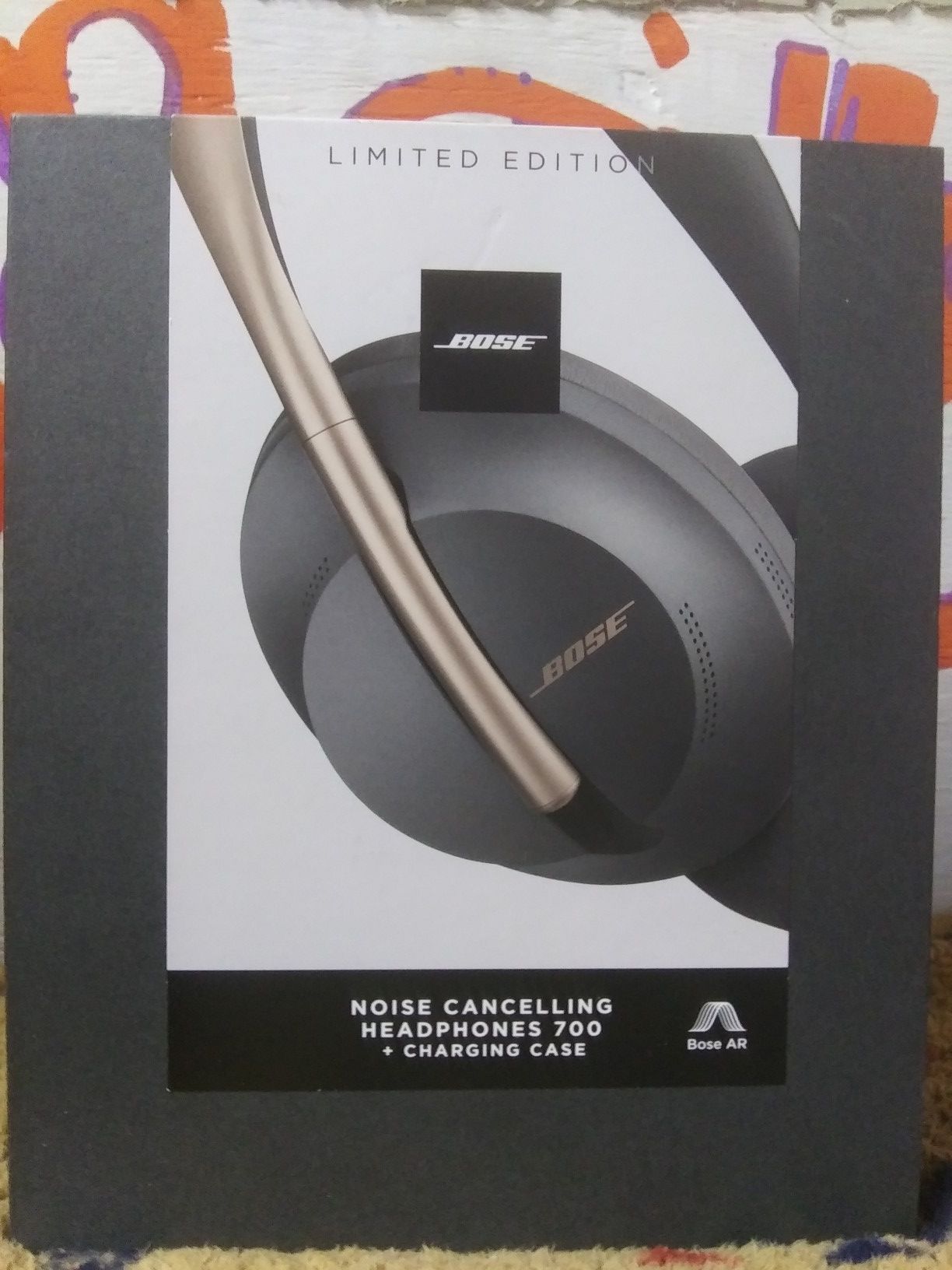 BOSE Limited Edition Noise Cancelling Headphones 700 + Charging Case ...