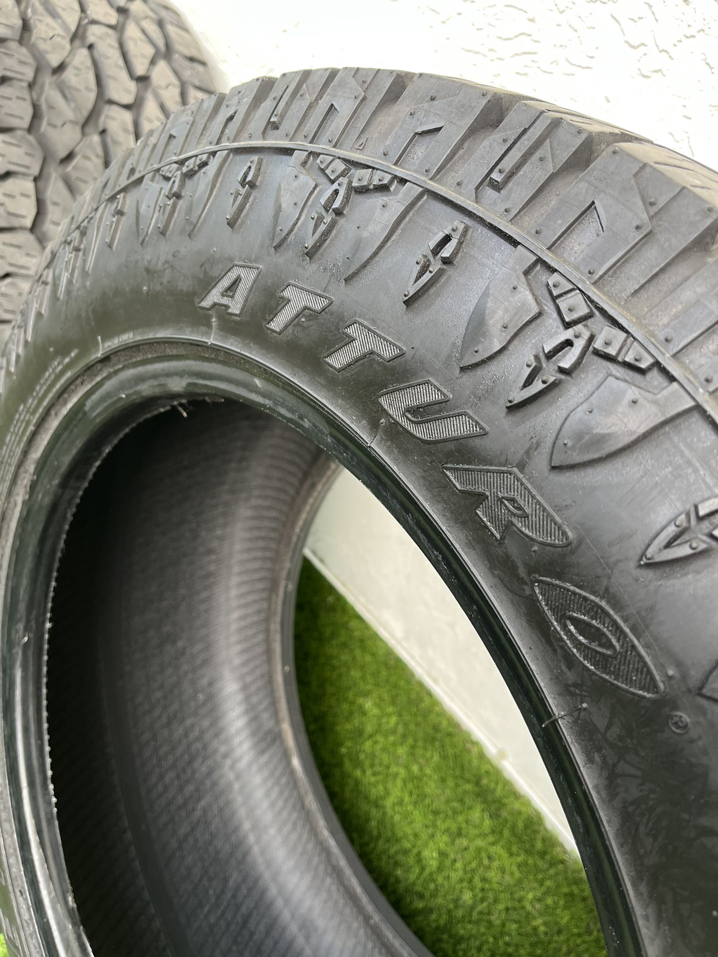 33x12.50r20 Tires Atturo Trail Blade ATS for Sale in Miami, FL - OfferUp