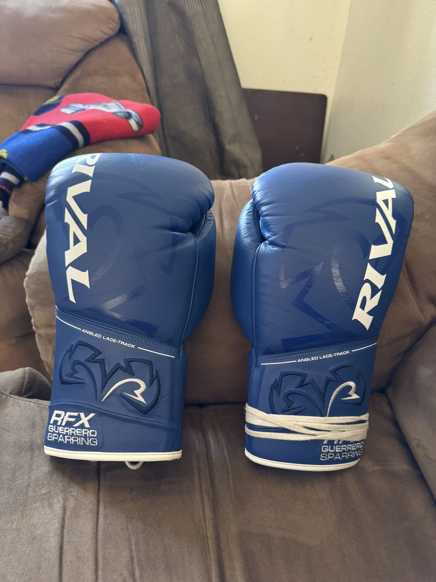 Rival Rfx Guerrero Sparring Gloves for Sale in Pinellas Park, FL - OfferUp