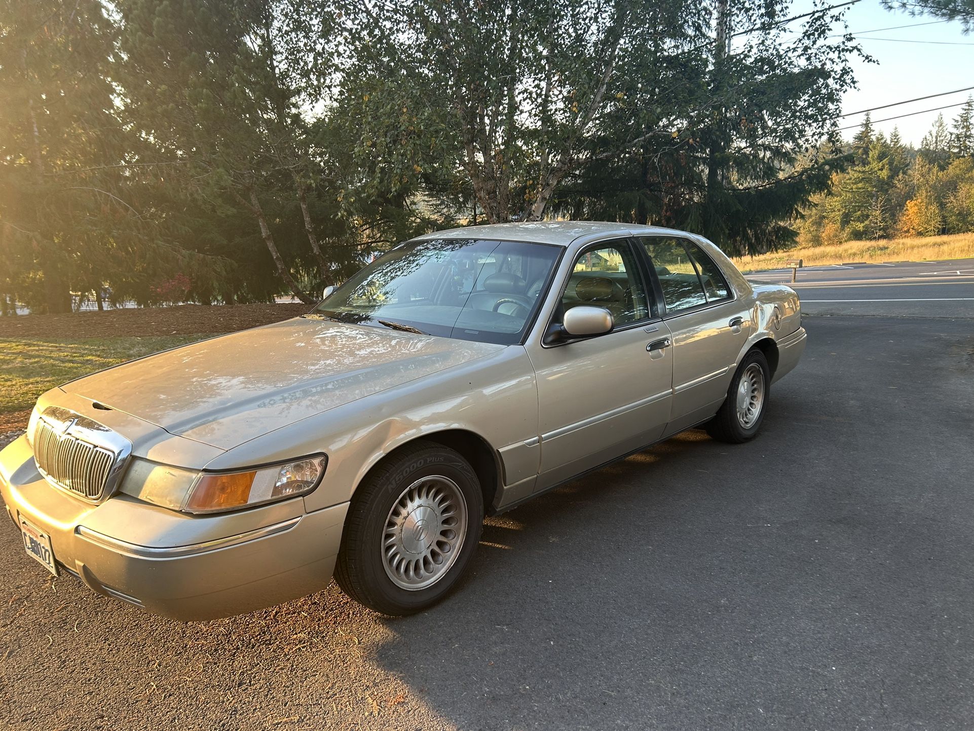 1999 Mercury Grand Marquis for Sale in Kelso, WA - OfferUp