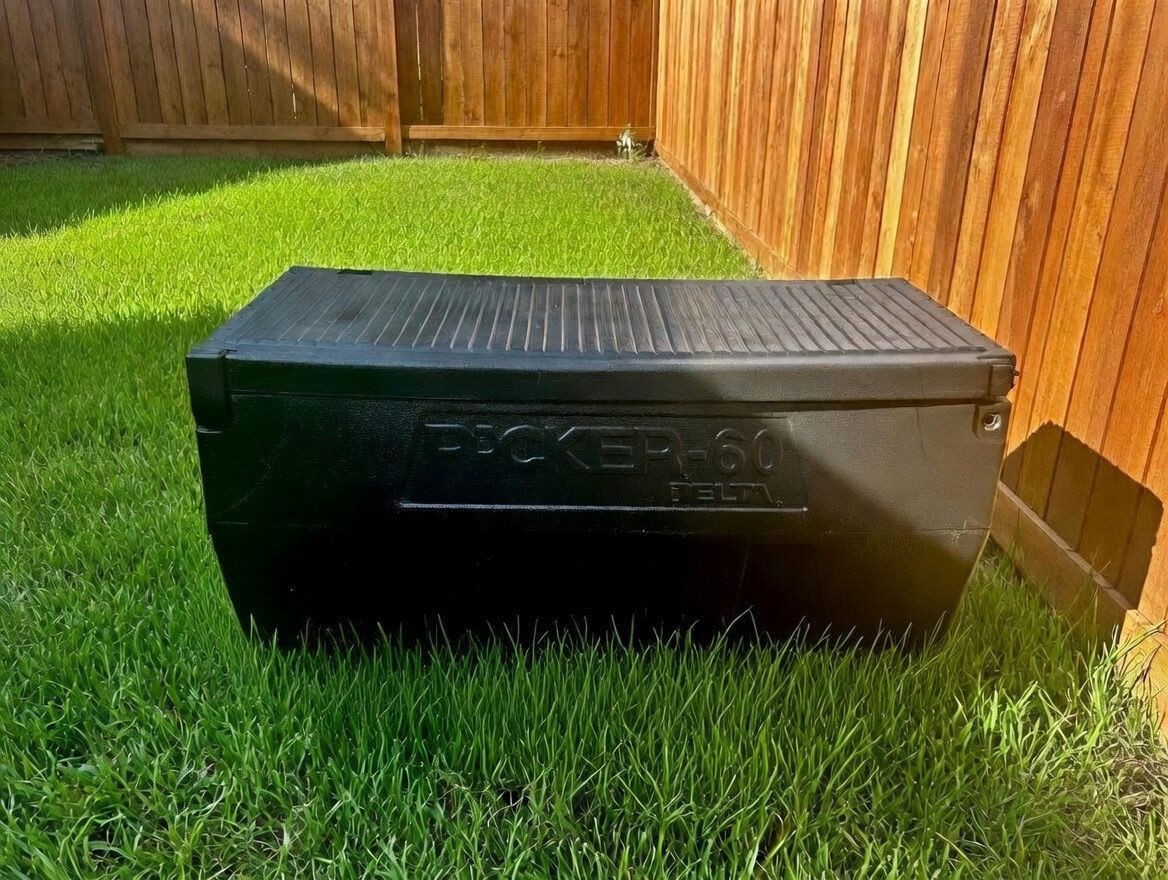 Lockable Packer 60 Delta Tool Box for Sale in Richardson, TX - OfferUp