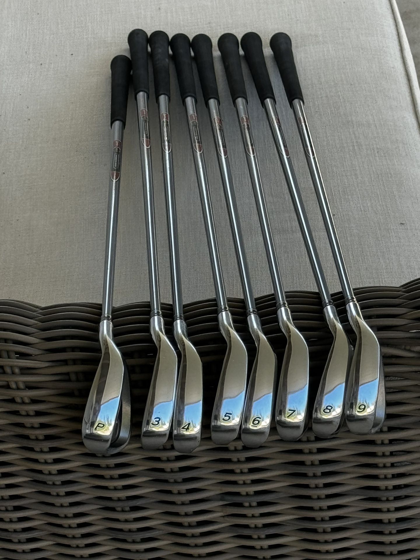 TaylorMade RAC CGB 8-piece Graphite Flex R Iron Set for Sale in Orange ...