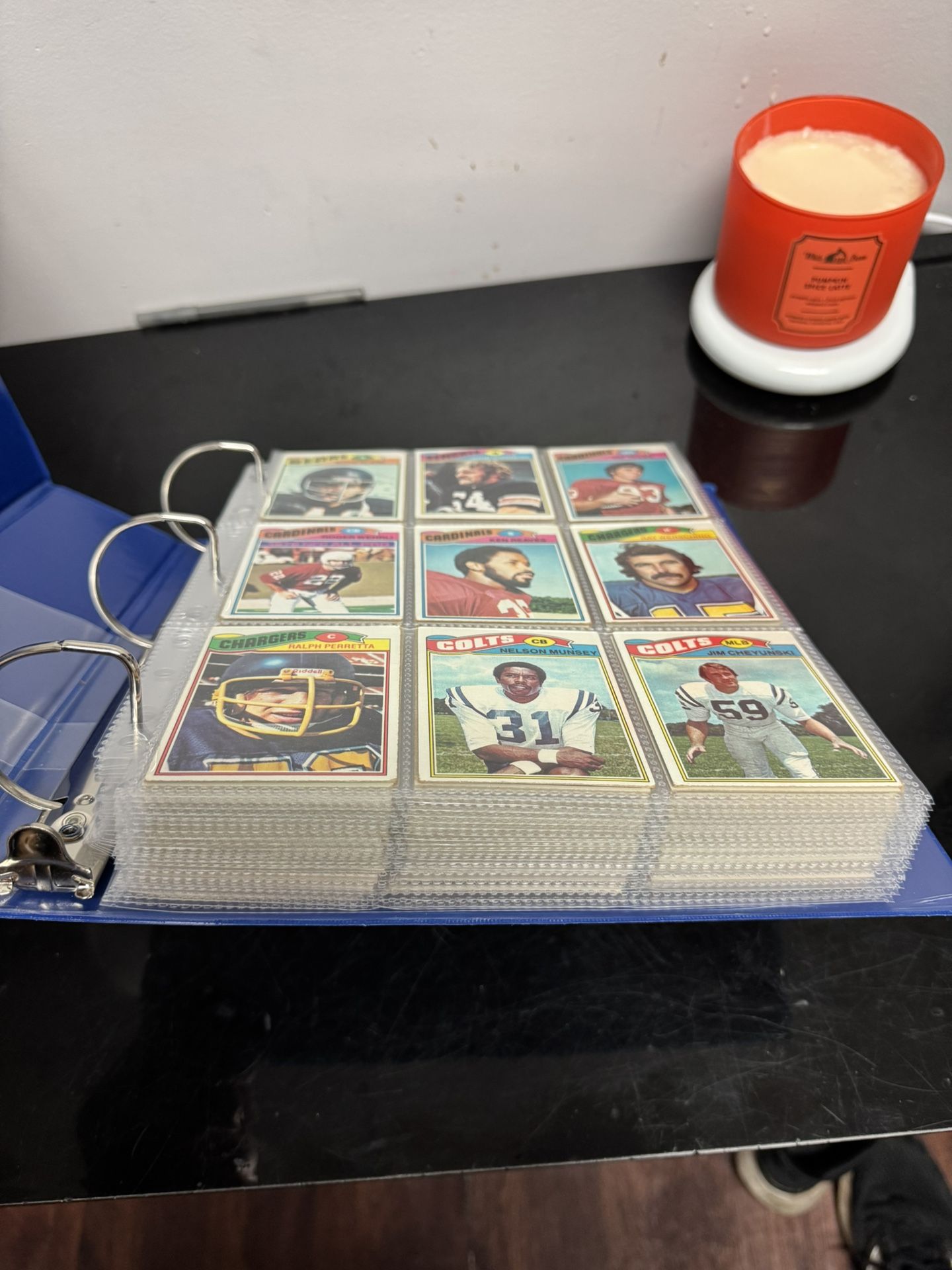 70s and 80s Topps Football Cards for Sale in Miami, FL - OfferUp