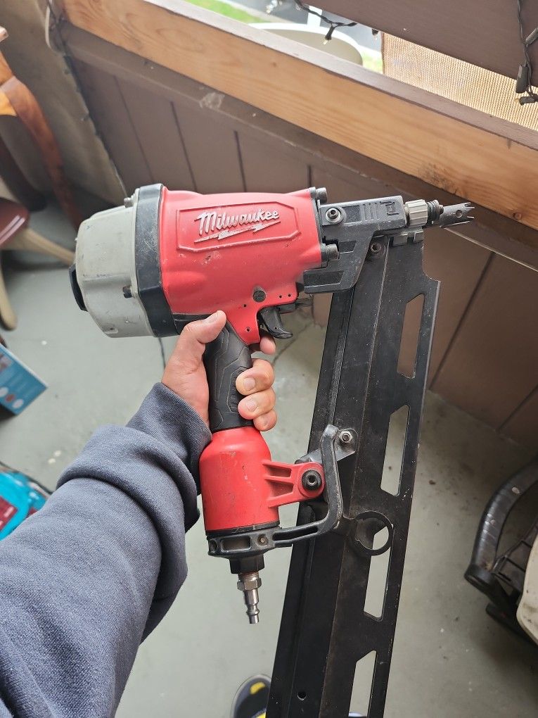 Milwaukee Framing Gun for Sale in El Cajon, CA - OfferUp