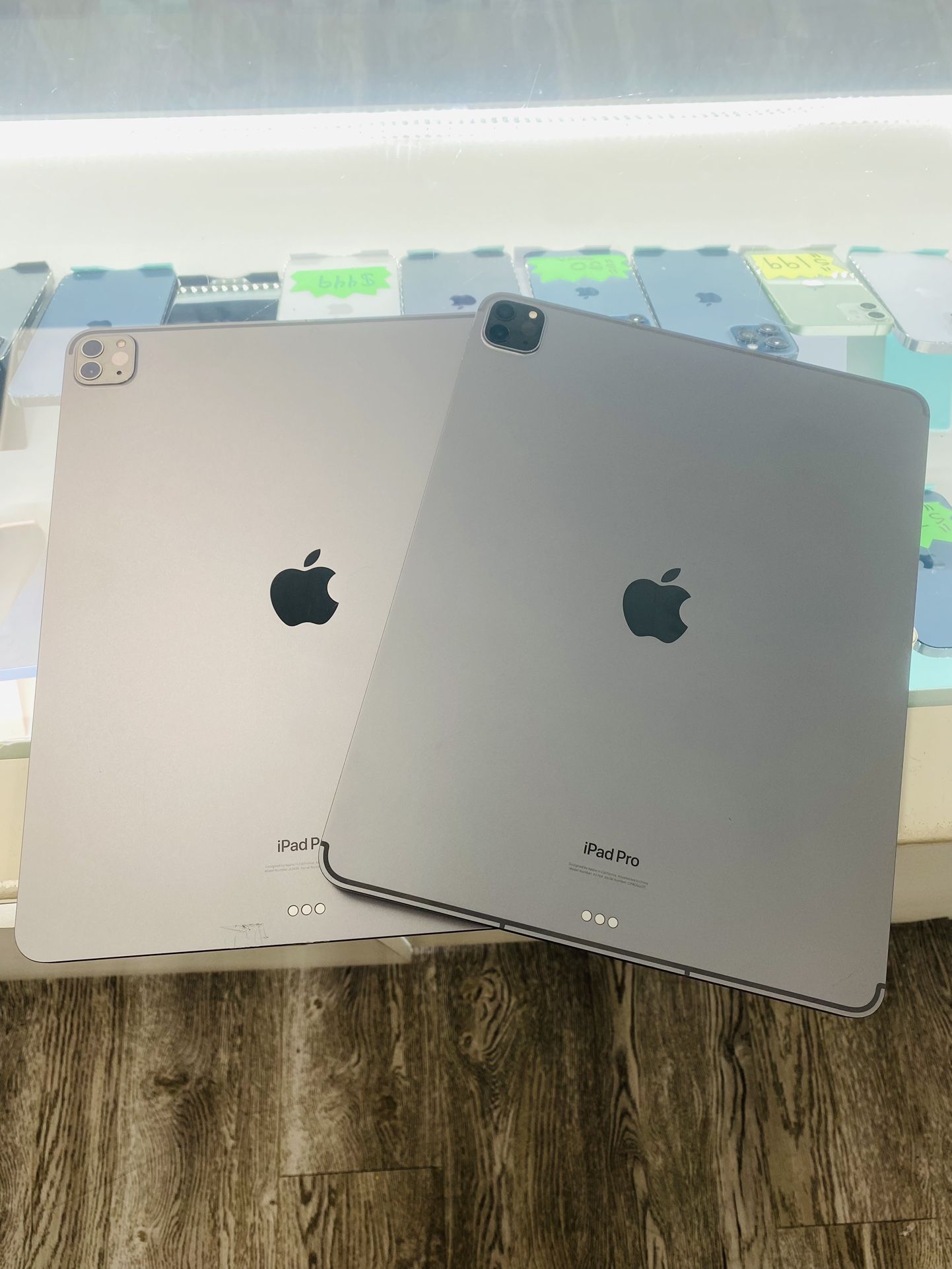 iPad Pro 6th Gen 128GB 12.9 Inch LTE/Wi-Fi for Sale in Las Vegas, NV ...