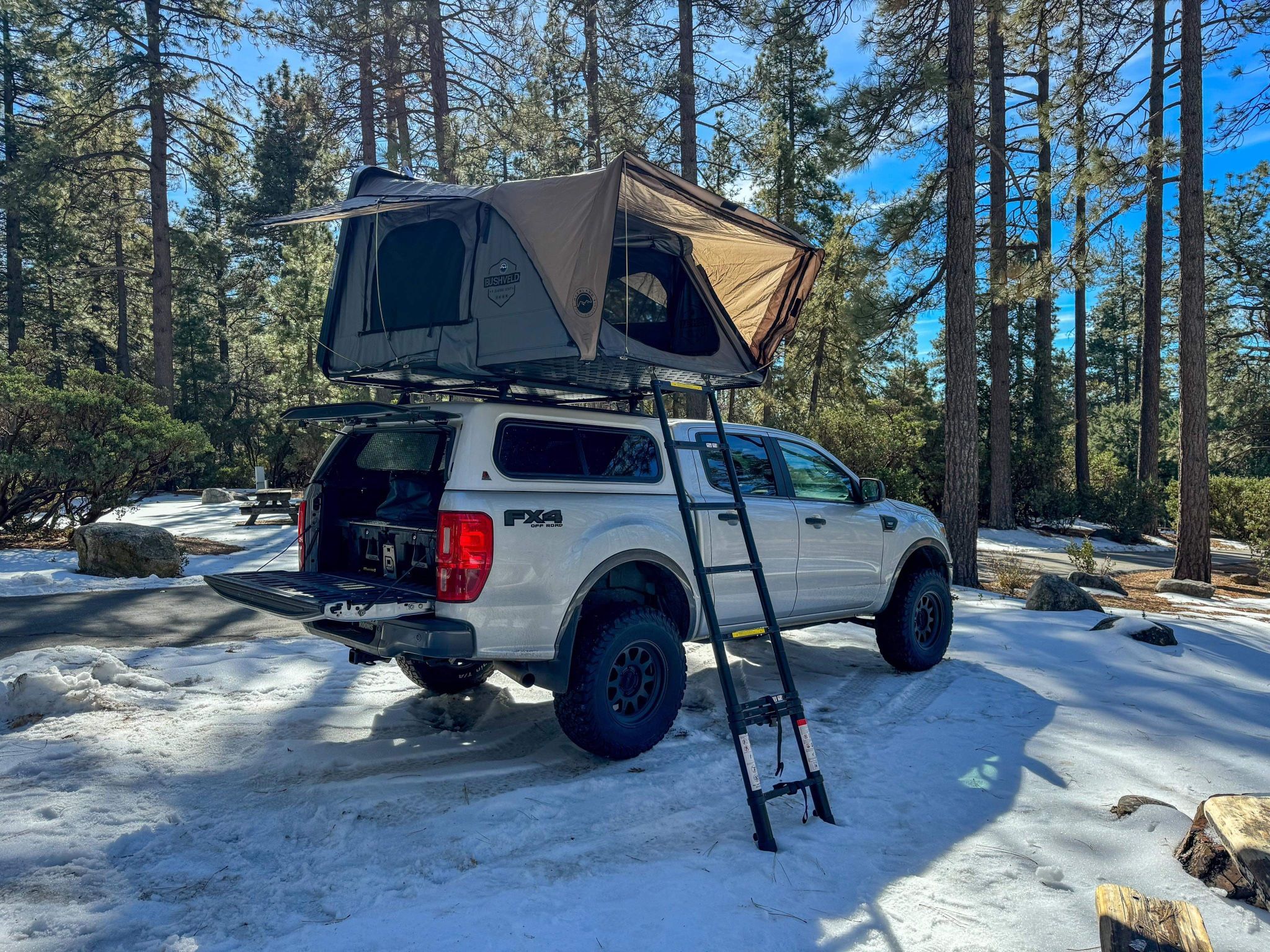 OVERLAND VEHICLE SYSTEM BUSHVELD ROOFTOP TENT for Sale in Glendora, CA ...