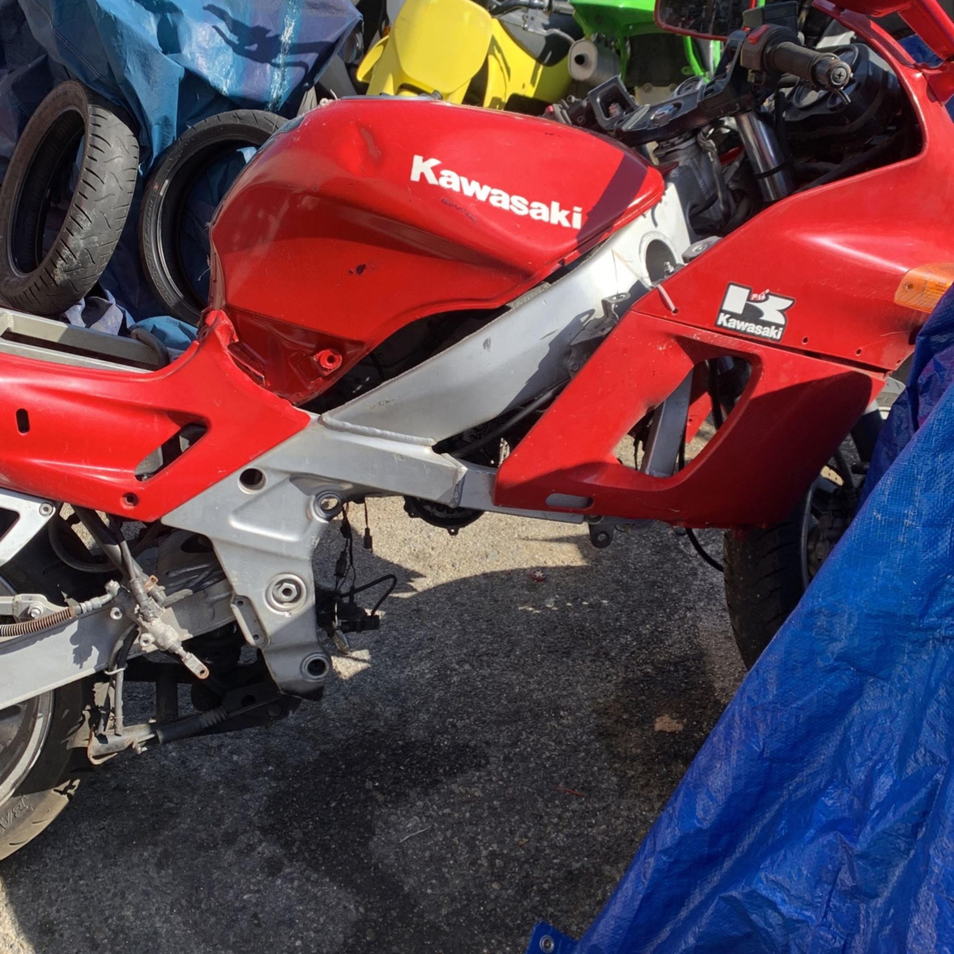 Kawasaki ZX6E for Sale in Huntington Beach, CA - OfferUp