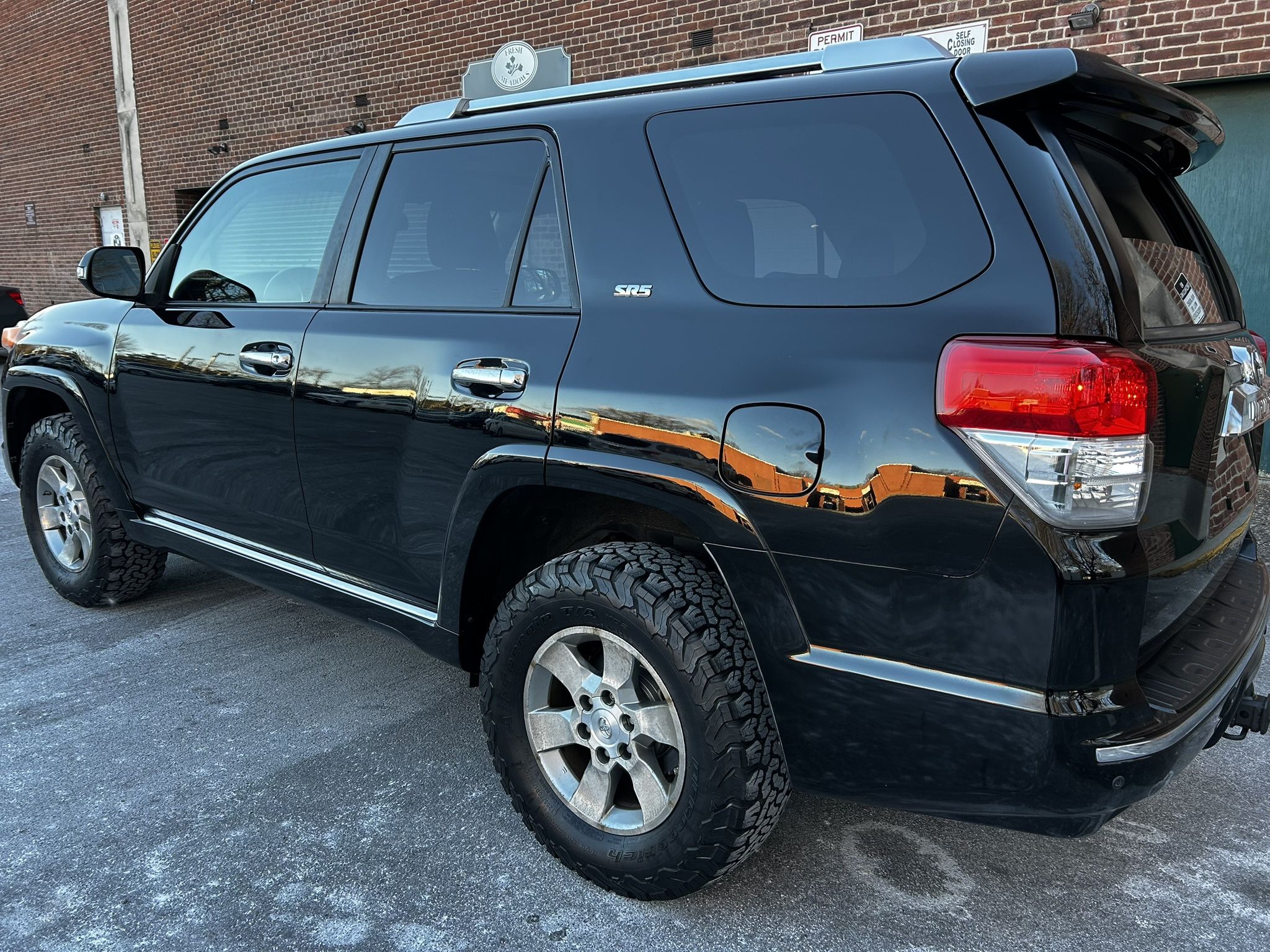 $4500/DOWN$299/MONTH2011 TOYOTA 4RUNNER SR5CLEAN FRAME for Sale in ...