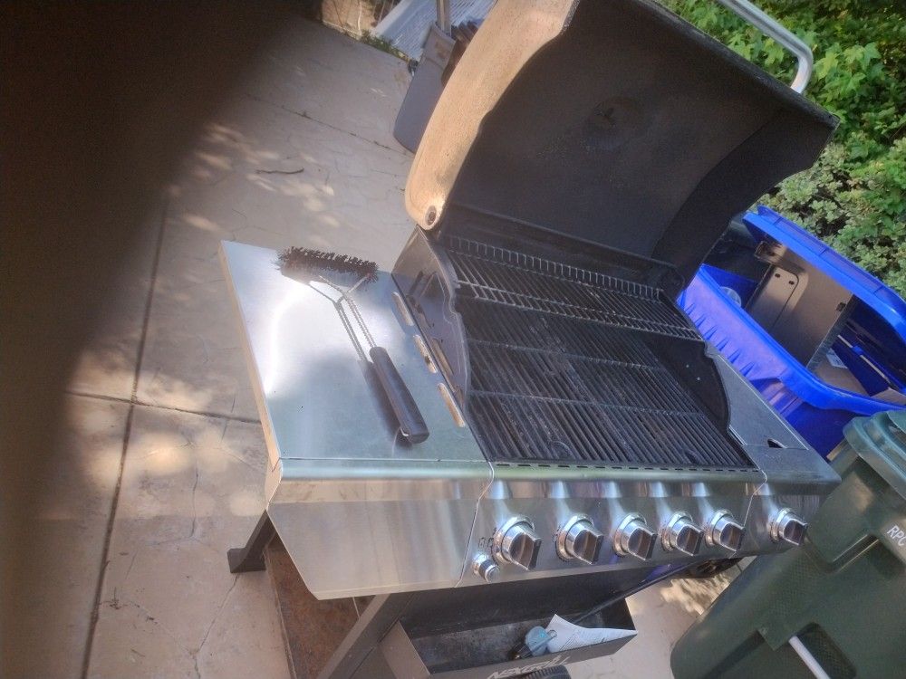 Next Grill Barbecue for Sale in Alta Loma, CA - OfferUp