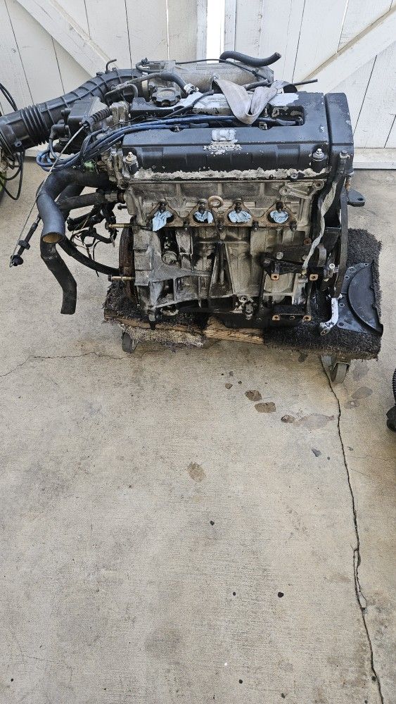 Jdm B16a Long Block With Vtec Head for Sale in Garden Grove, CA - OfferUp