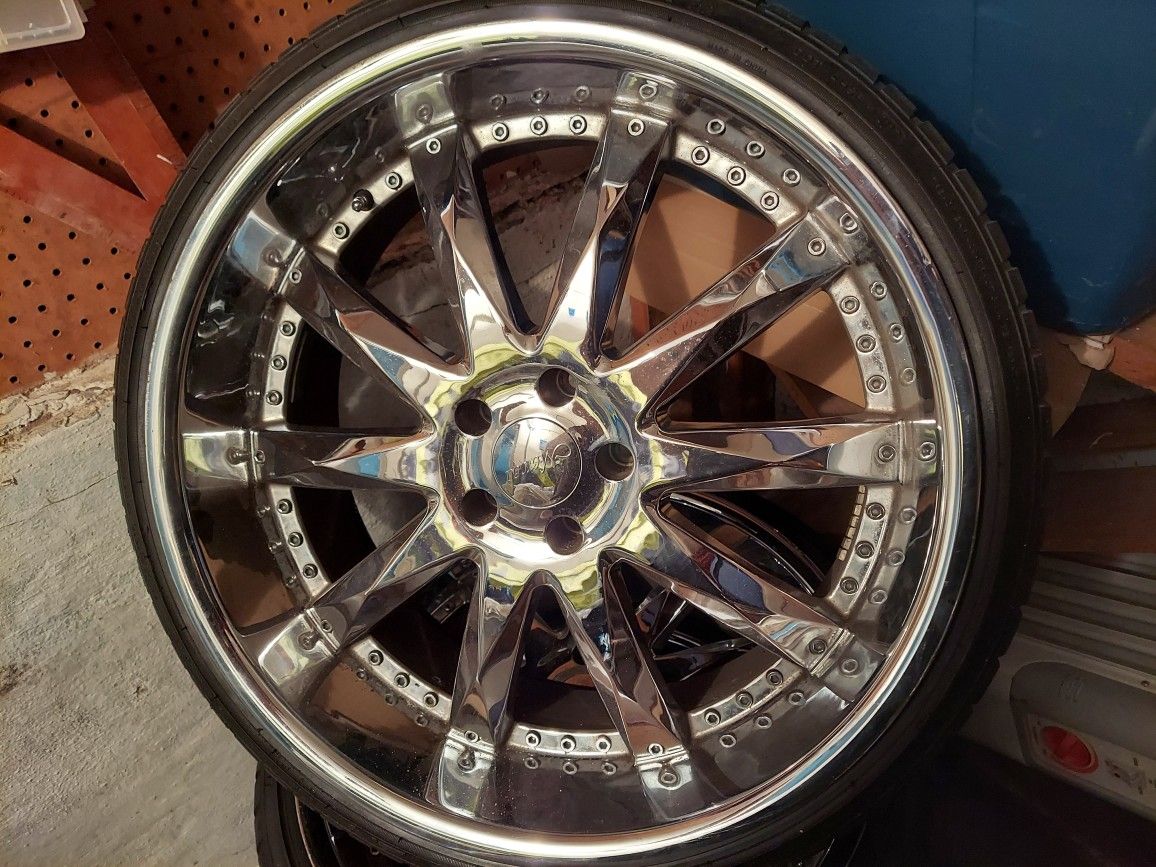 Merceli M10 22 Inch Rims. 5x120. 245/30ZR22.If Post Is Up. It's Still ...