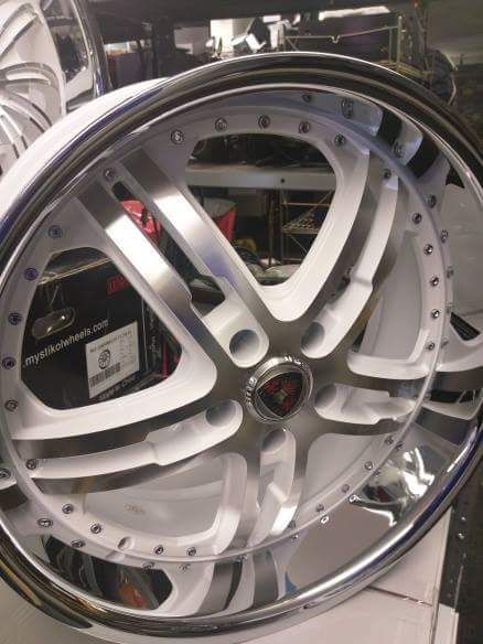 Brand new 20" custom white and chrome merceli m6 5 lug for Sale in ...