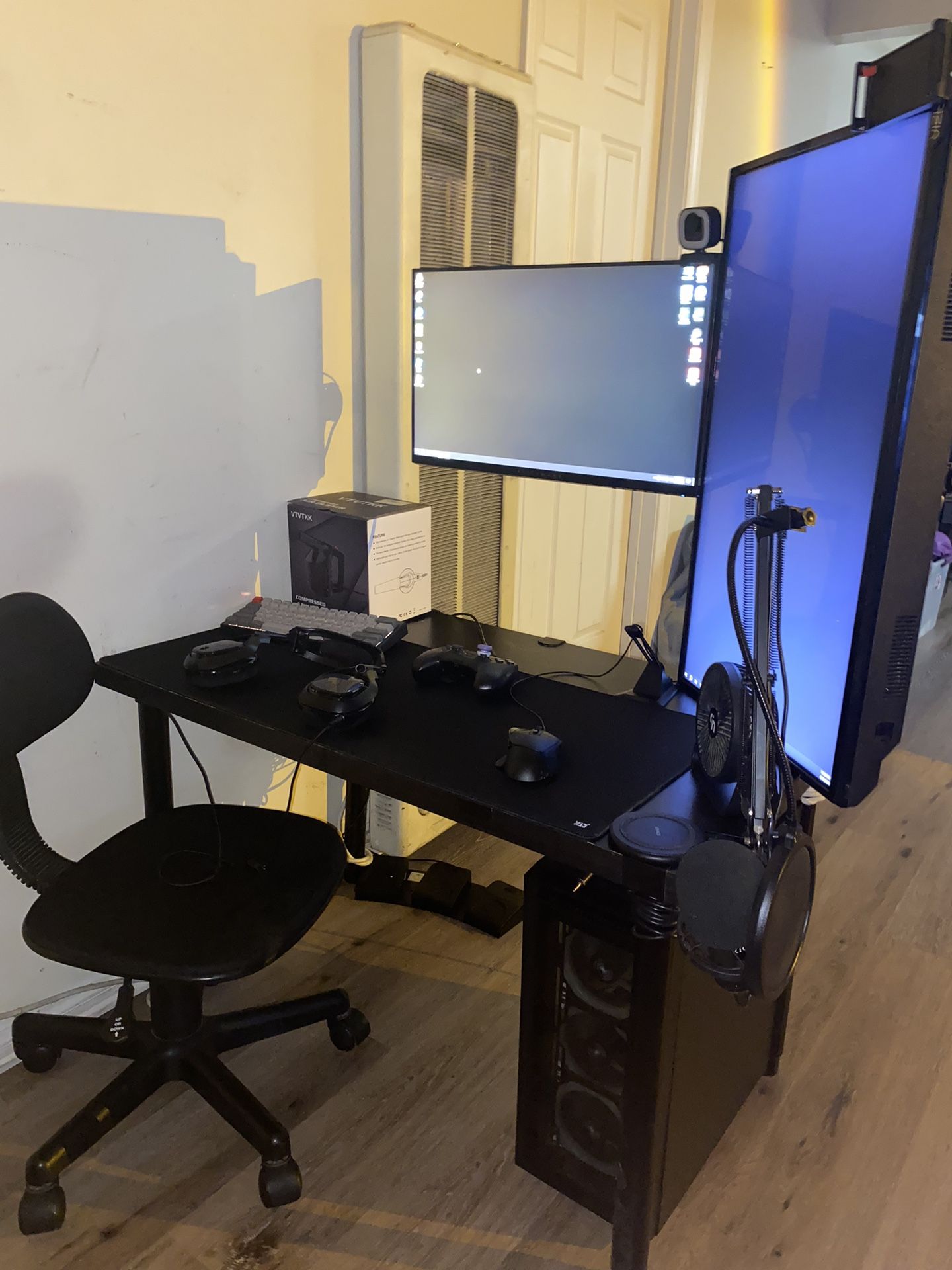 Gaming Streaming Computer Pc Setup for Sale in Whittier, CA - OfferUp