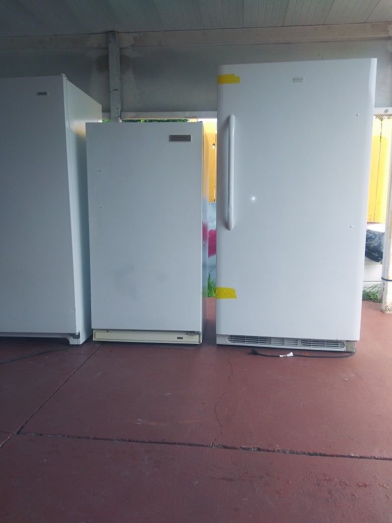 Stand Up Freezers for Sale in Miami, FL - OfferUp