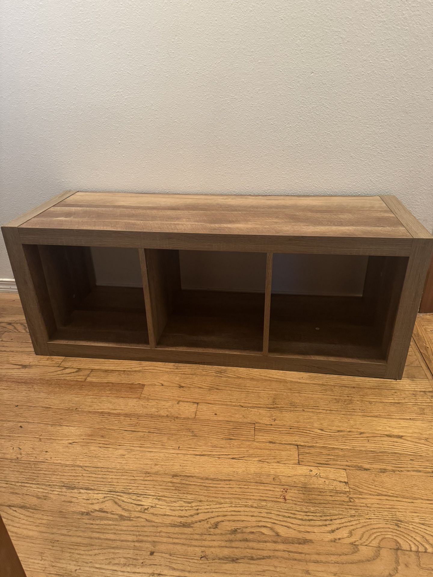 Cube Storage Bench or Shelf - faux wood for Sale in Snohomish, WA - OfferUp