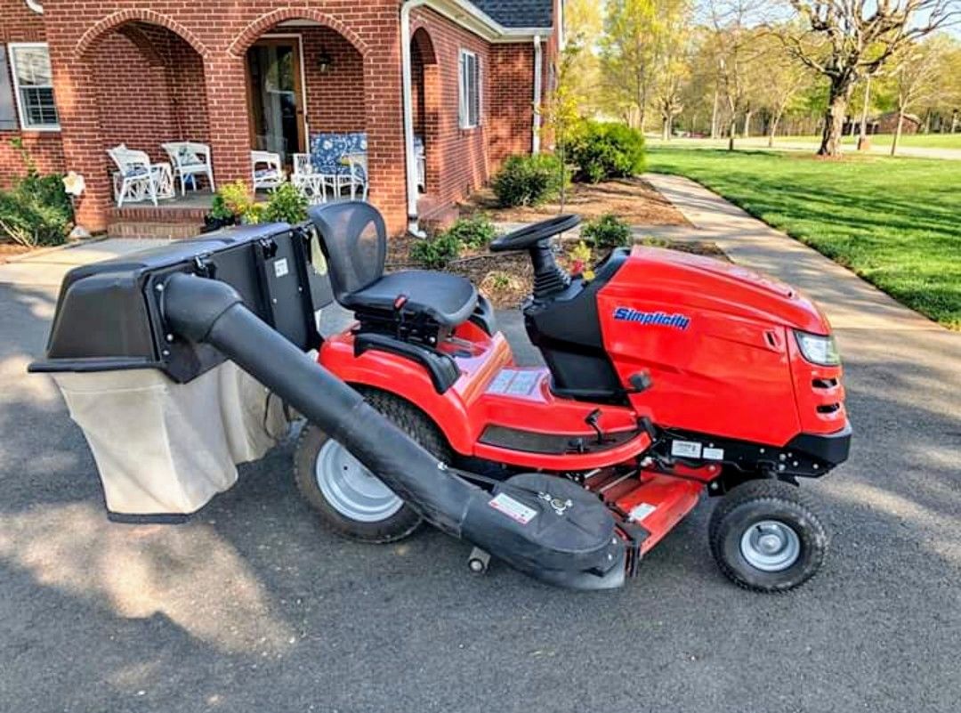 Simplicity Turbo Blower and triple bagger for Sale in Graham, NC - OfferUp