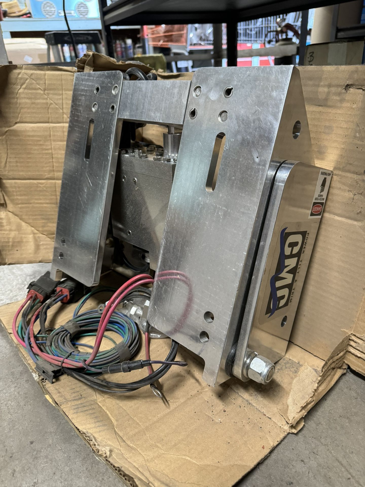 Outboard Transom Jack Plate Power Trim for Sale in Glendale, AZ - OfferUp