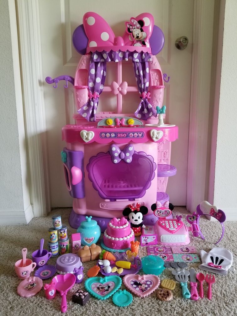 Minnie Mouse Cooking Play Set