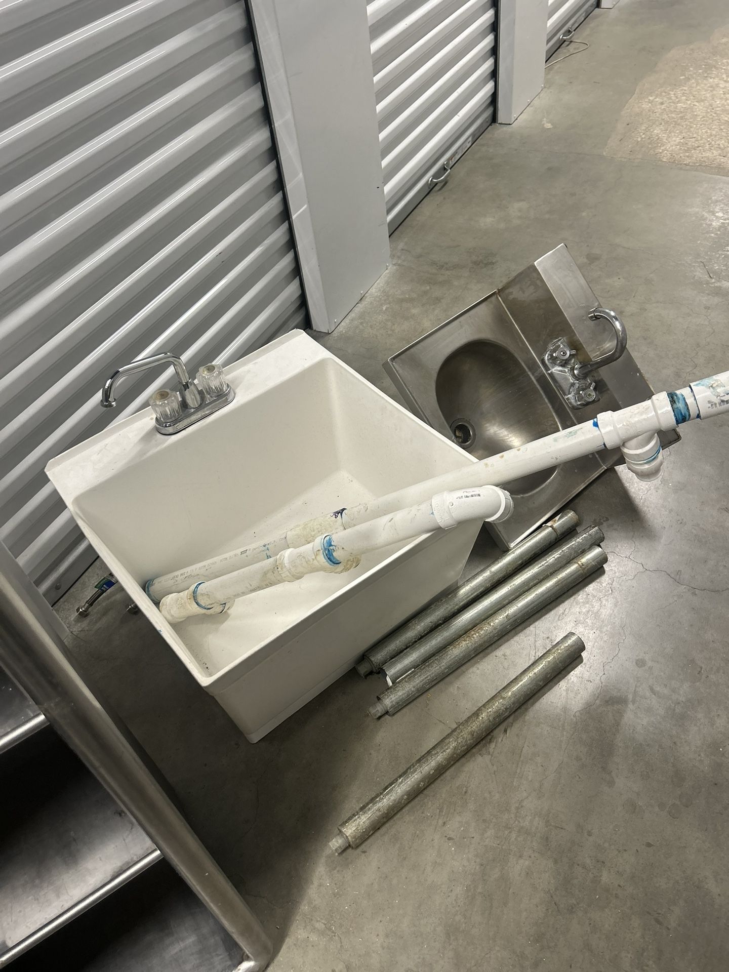3-Compartment Sink - Clean, sturdy, Hand Washing Sink -Utility/Mop Sink ...